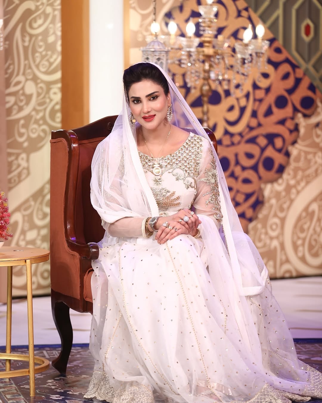 Fiza Ali On Crying For Tulsi Butt & Her Apology | Reviewit.pk