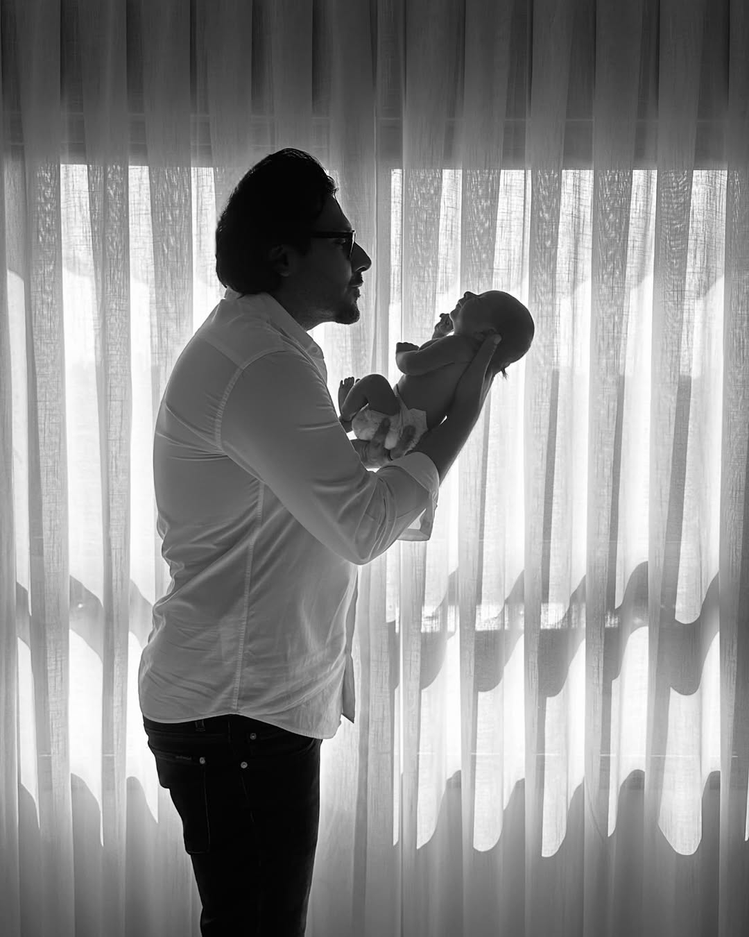 Mariyam Nafees and Husband Welcome Baby Boy | Reviewit.pk