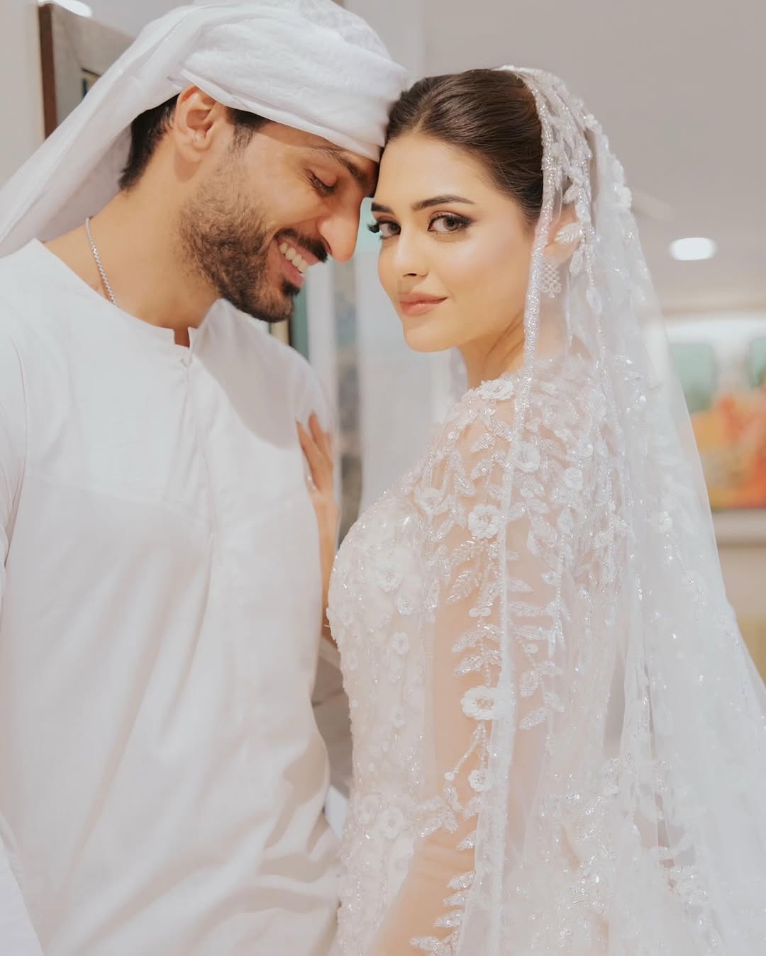 Omer Shahzad Wedding Photoshoot | Reviewit.pk