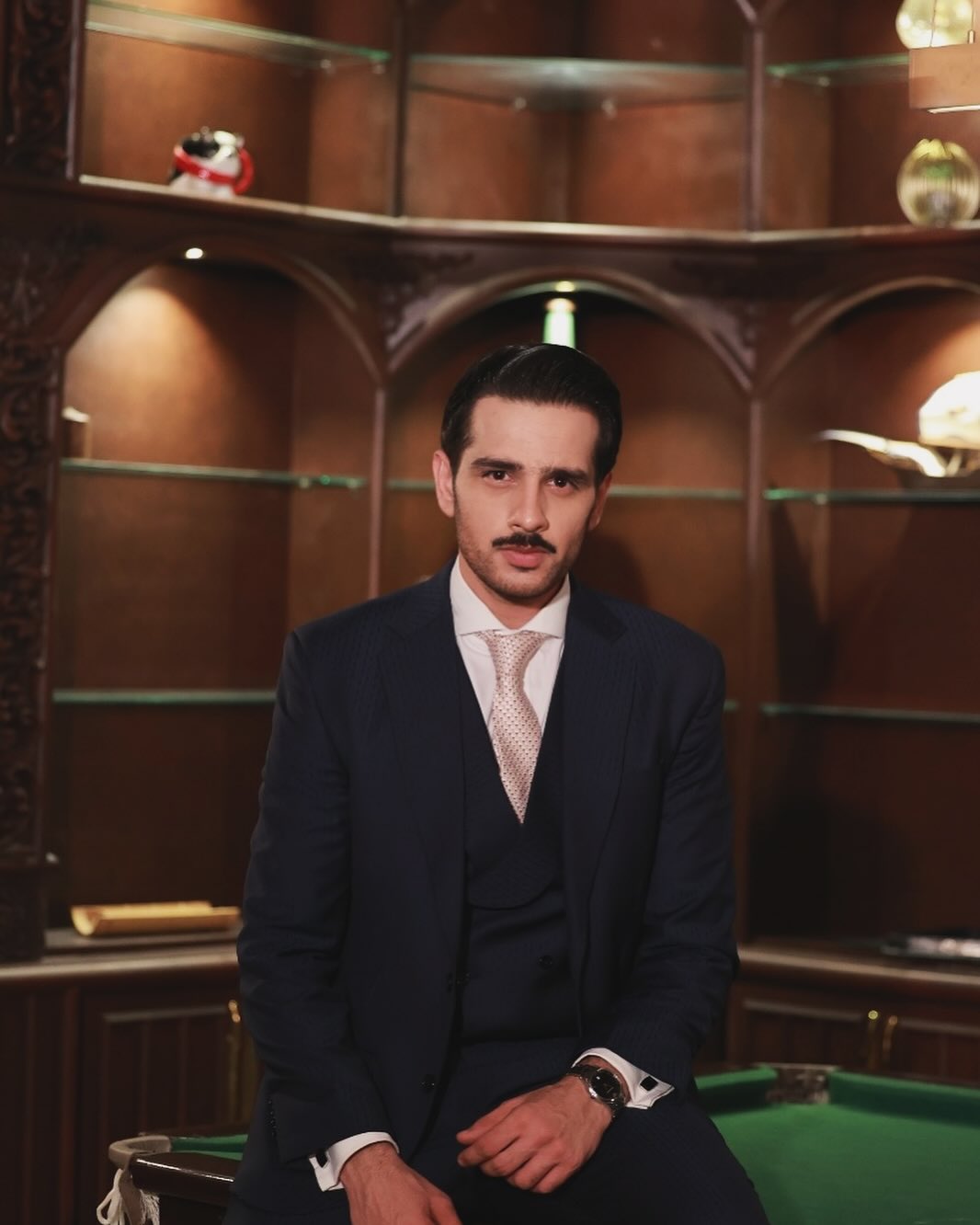 Burhan From Qarz e Jaan Is Based On Real Life Person | Reviewit.pk