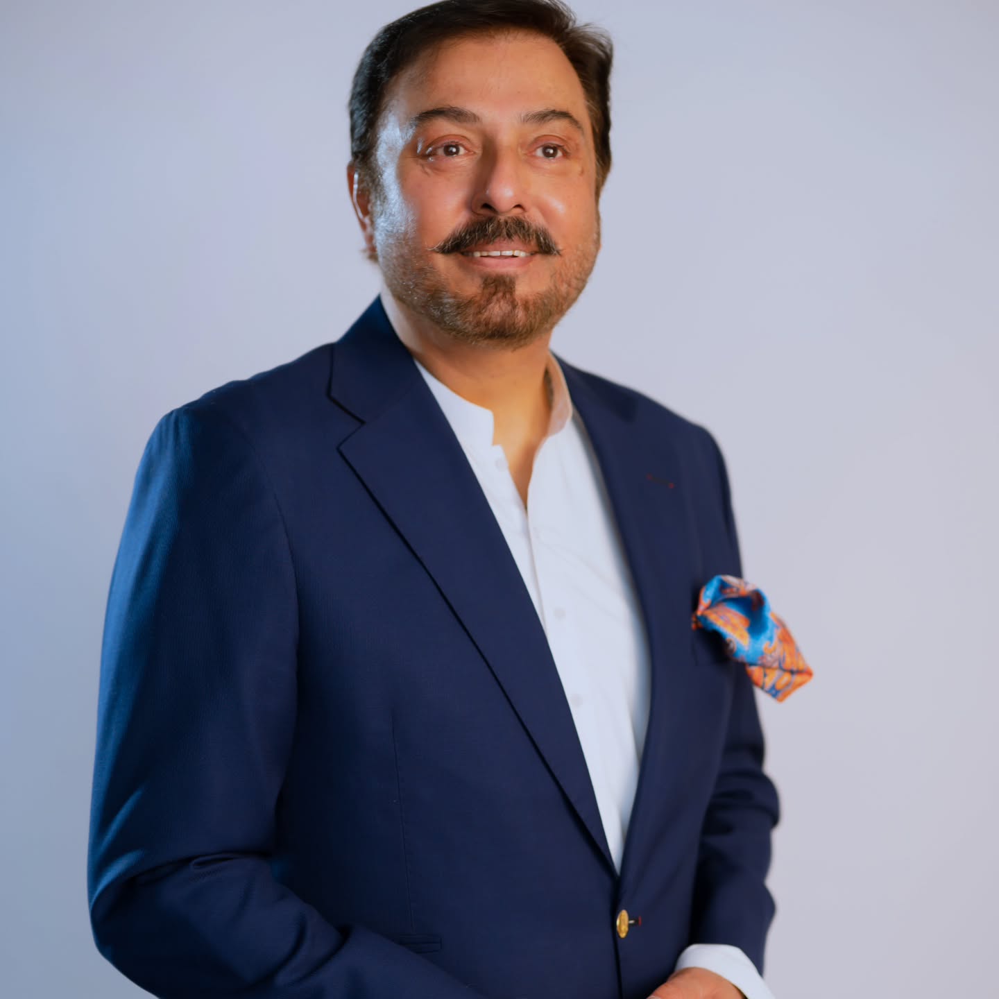 Nauman Ijaz's Exteme Measure To Help Raeed Muhammad Alam | Reviewit.pk