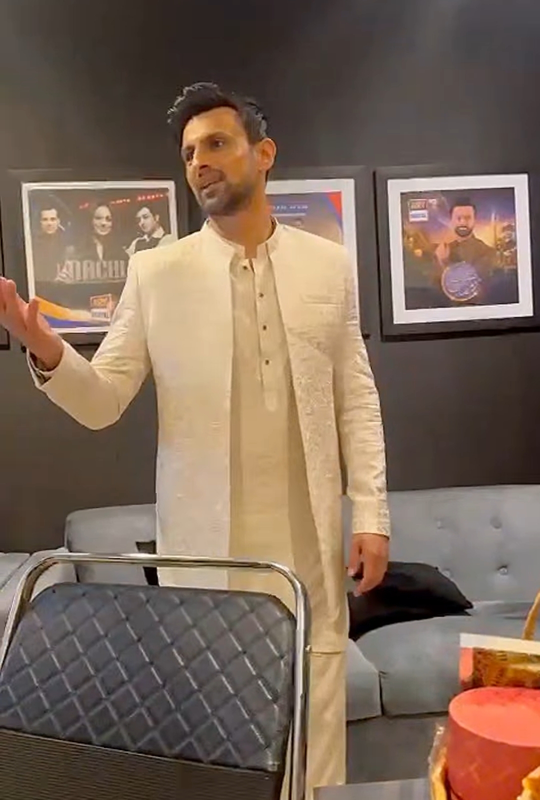 Sana Javed & Shoaib Malik’s Cute Interaction after JPL Win | Reviewit.pk