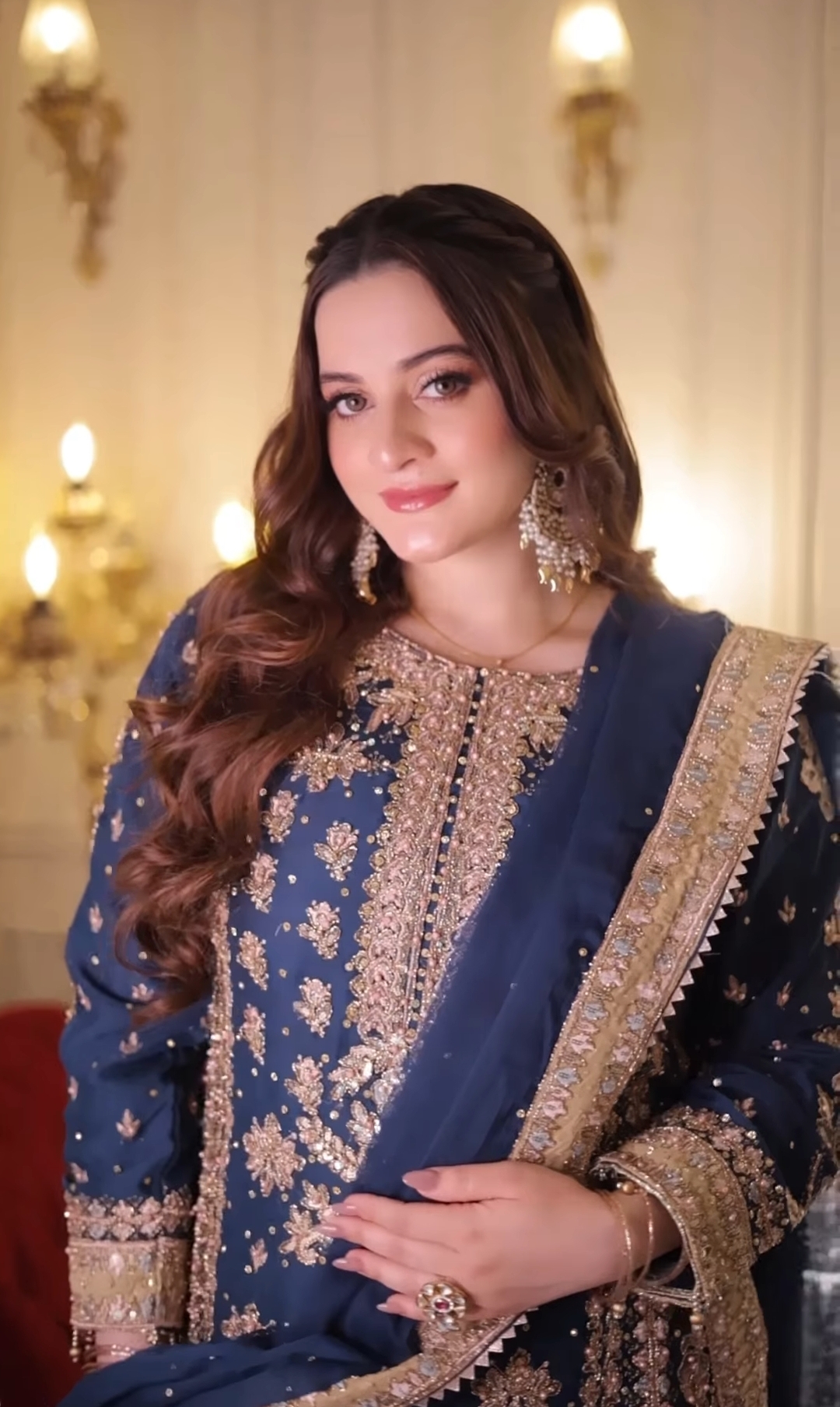 Aiman Khan and Minal Khan's Gorgeous Looks at Their Brother's Mayun ...