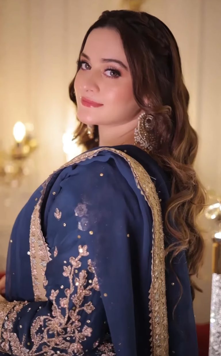 Aiman Khan and Minal Khan's Gorgeous Looks at Their Brother's Mayun ...
