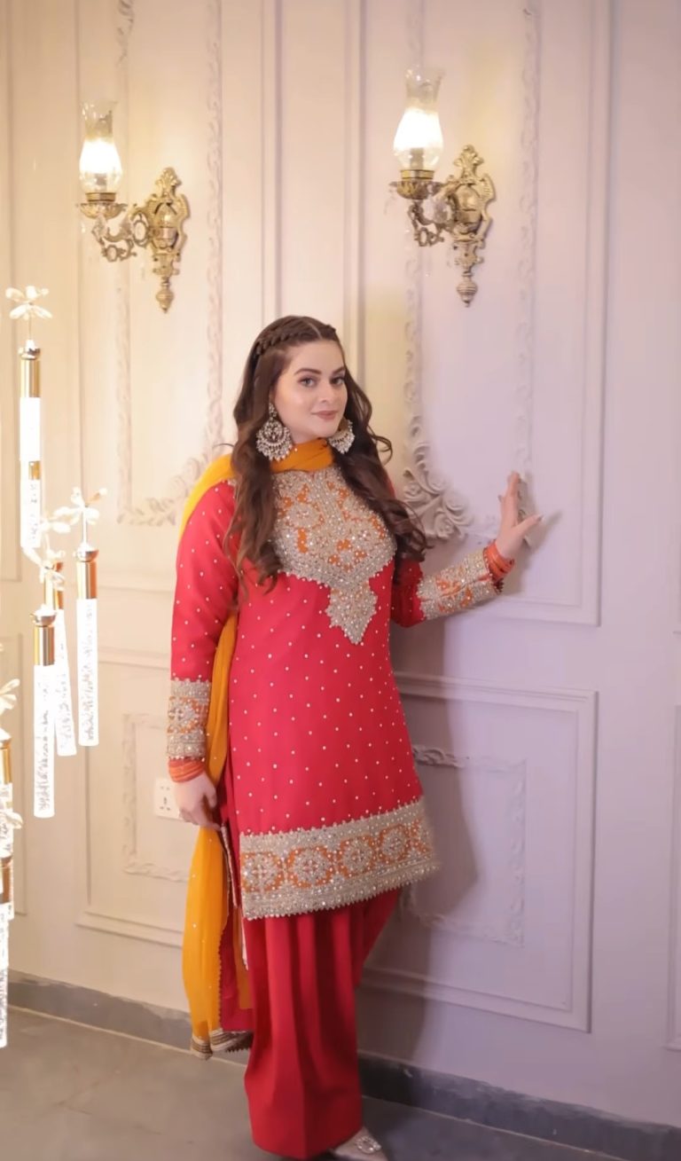 Aiman Khan and Minal Khan's Gorgeous Looks at Their Brother's Mayun ...