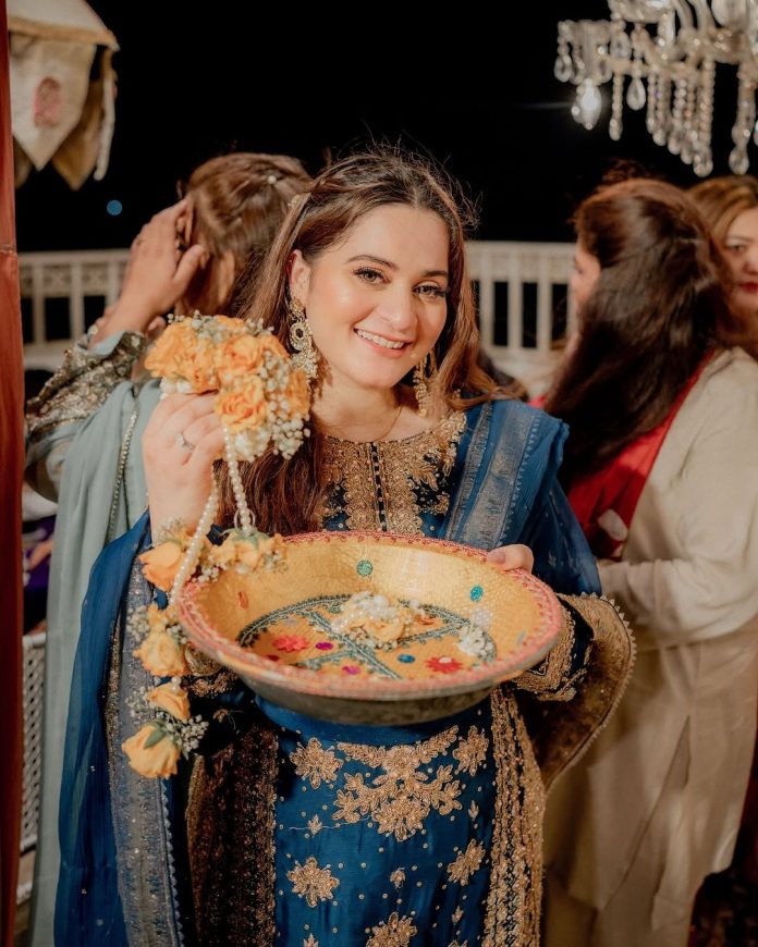 Aiman Khan and Minal Khan Brother's Mayun Event HD Pictures | Reviewit.pk