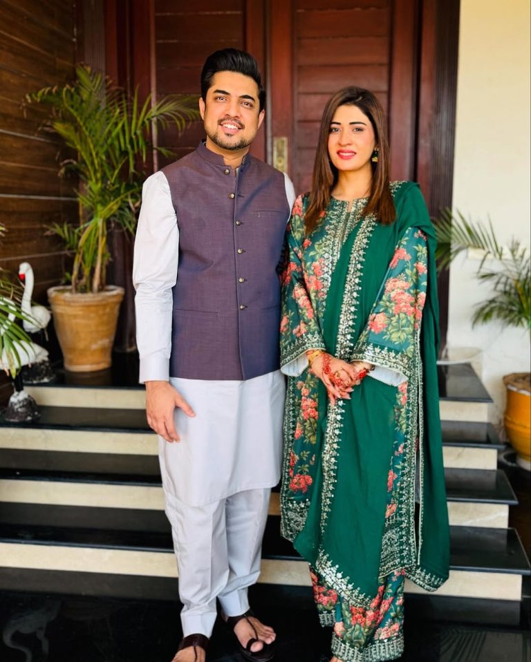 Iqrar Ul Hassan’s Eid Pictures With Wives Go Viral | Reviewit.pk