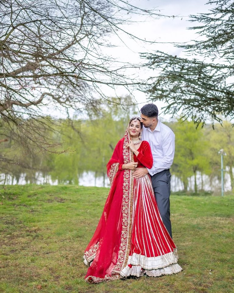 Mehrunisa Iqbal Nikah Pictures | Reviewit.pk