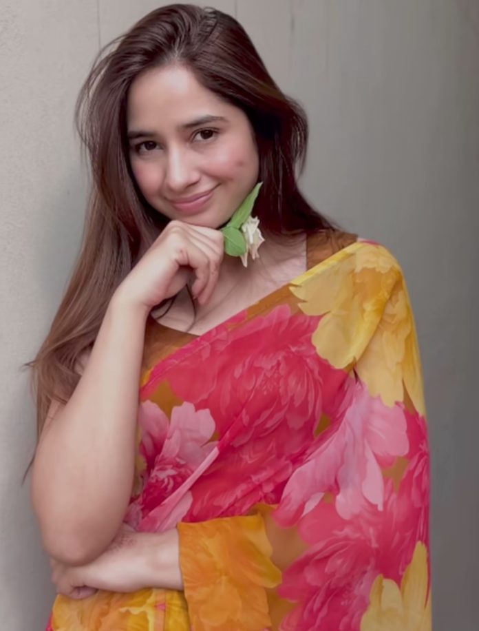 Sabeena Farooq's Candid Confession About Her Male Fans | Reviewit.pk