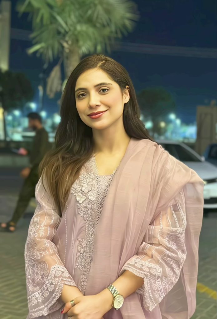 Tiktoker Sajal Malik Reveals Relationship with Imran Ashraf | Reviewit.pk