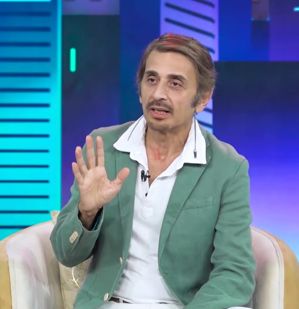 Faisal Rehman's Age Reveal Flabbergasted The Internet | Reviewit.pk