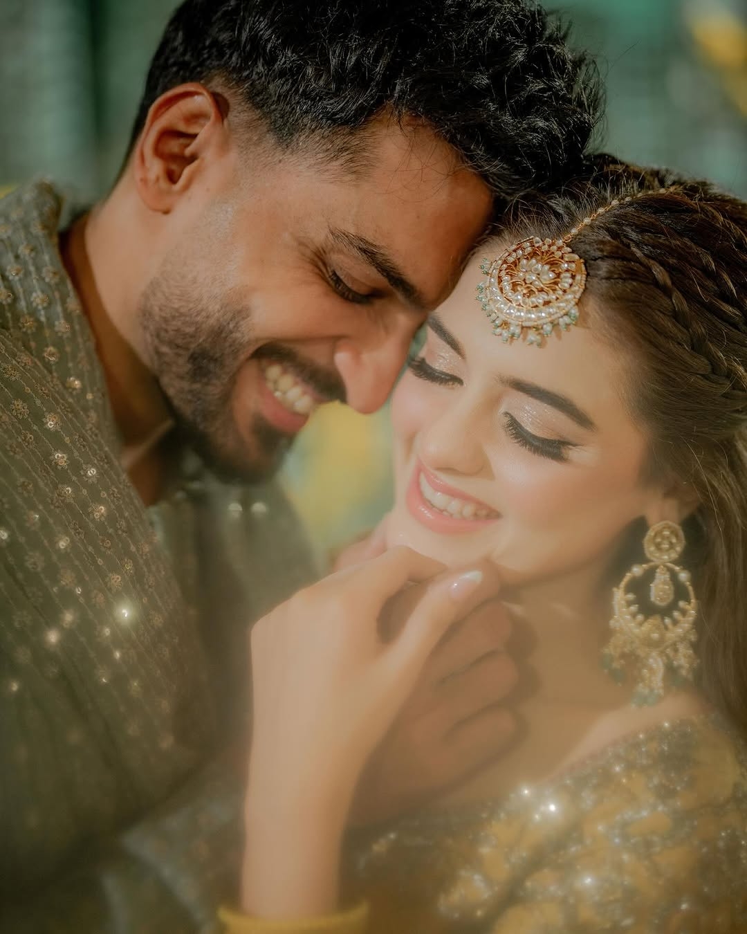 Omer Shahzad & Shanzey Lodhi Haldi Photoshoot | Reviewit.pk