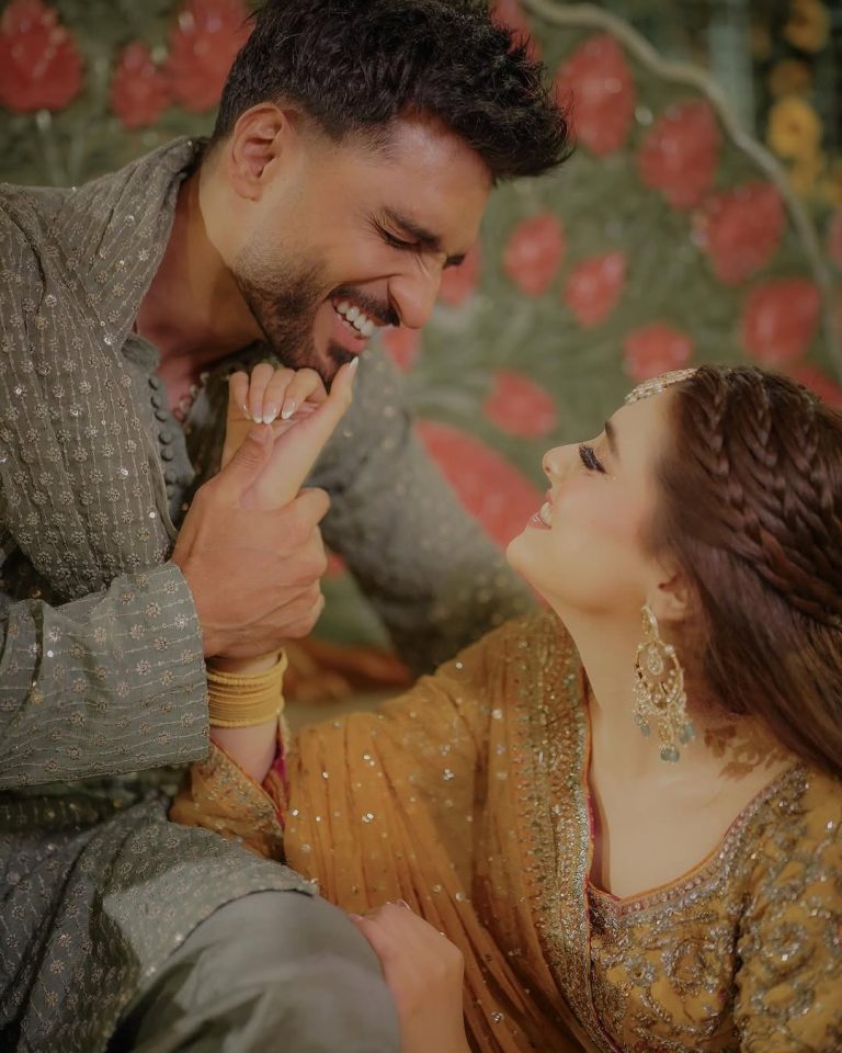 Omer Shahzad & Shanzey Lodhi Haldi Photoshoot | Reviewit.pk