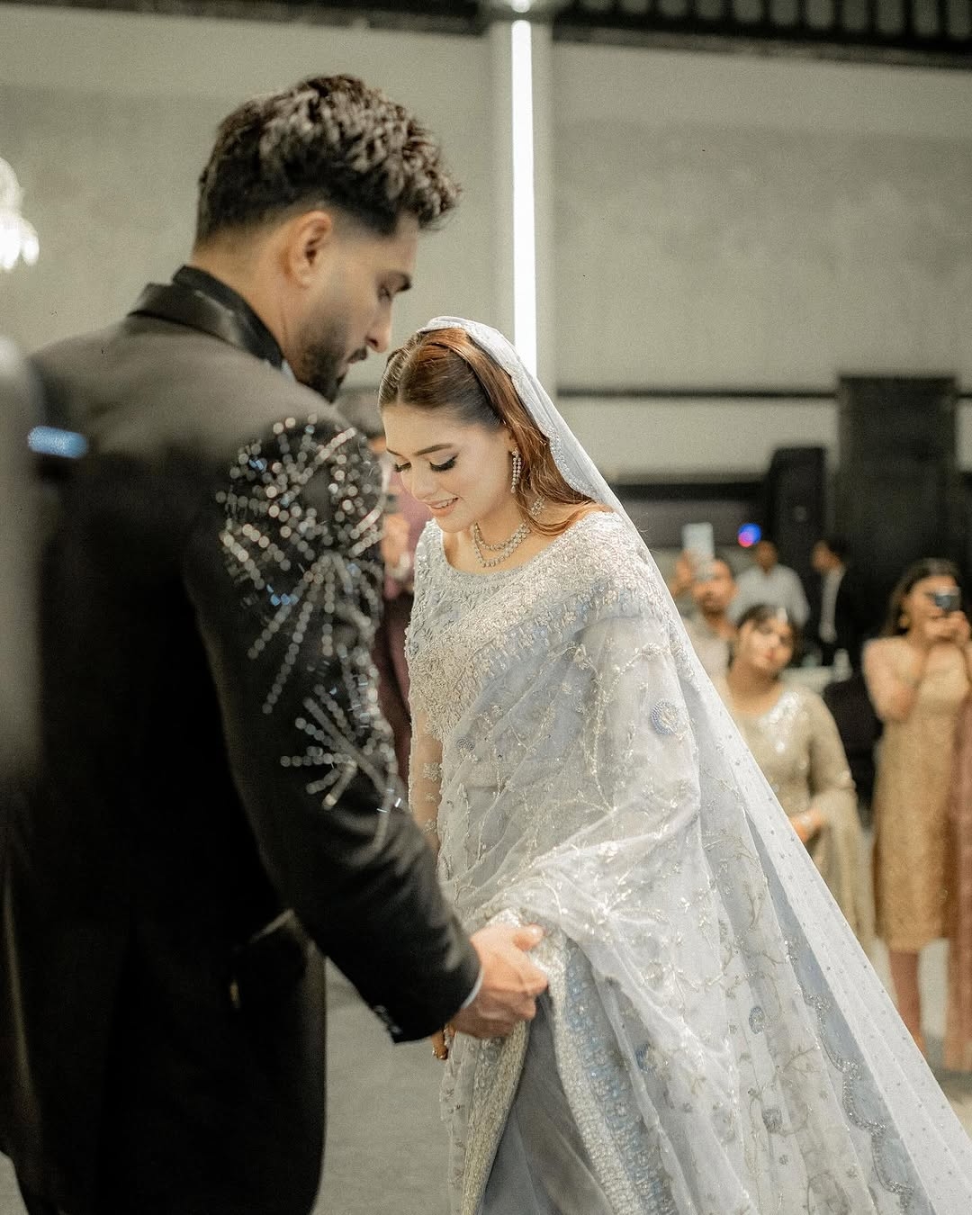 Omer Shahzad and Shanzey Lodhi HD Photoshoot from Their Reception ...