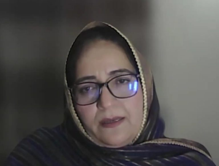 Qarz e Jaan Writer Talks About Powerful Messages In The Drama | Reviewit.pk