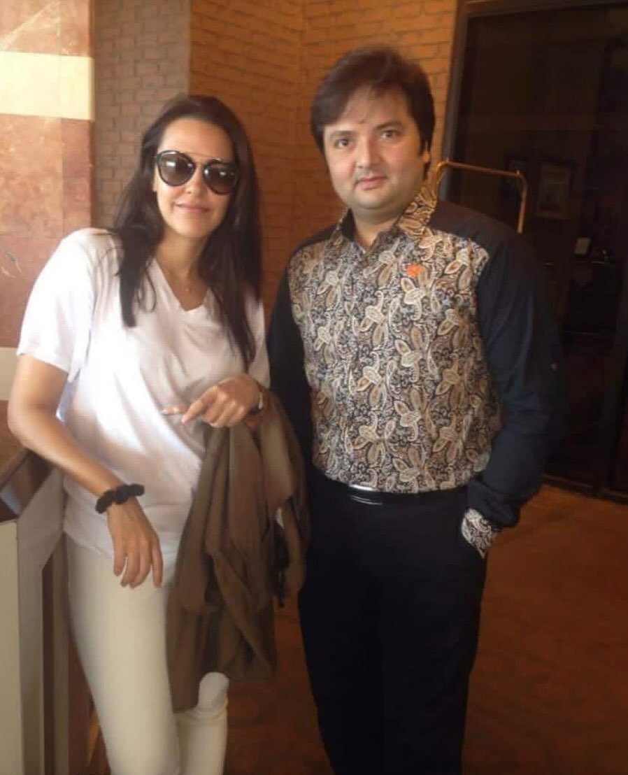 Rabeeca Khan Proves Her Father's Stardom In India After Backlash ...