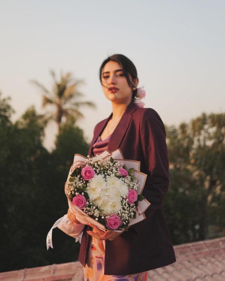 Sahar Hashmi Reveals She Was Cheated On In Love | Reviewit.pk