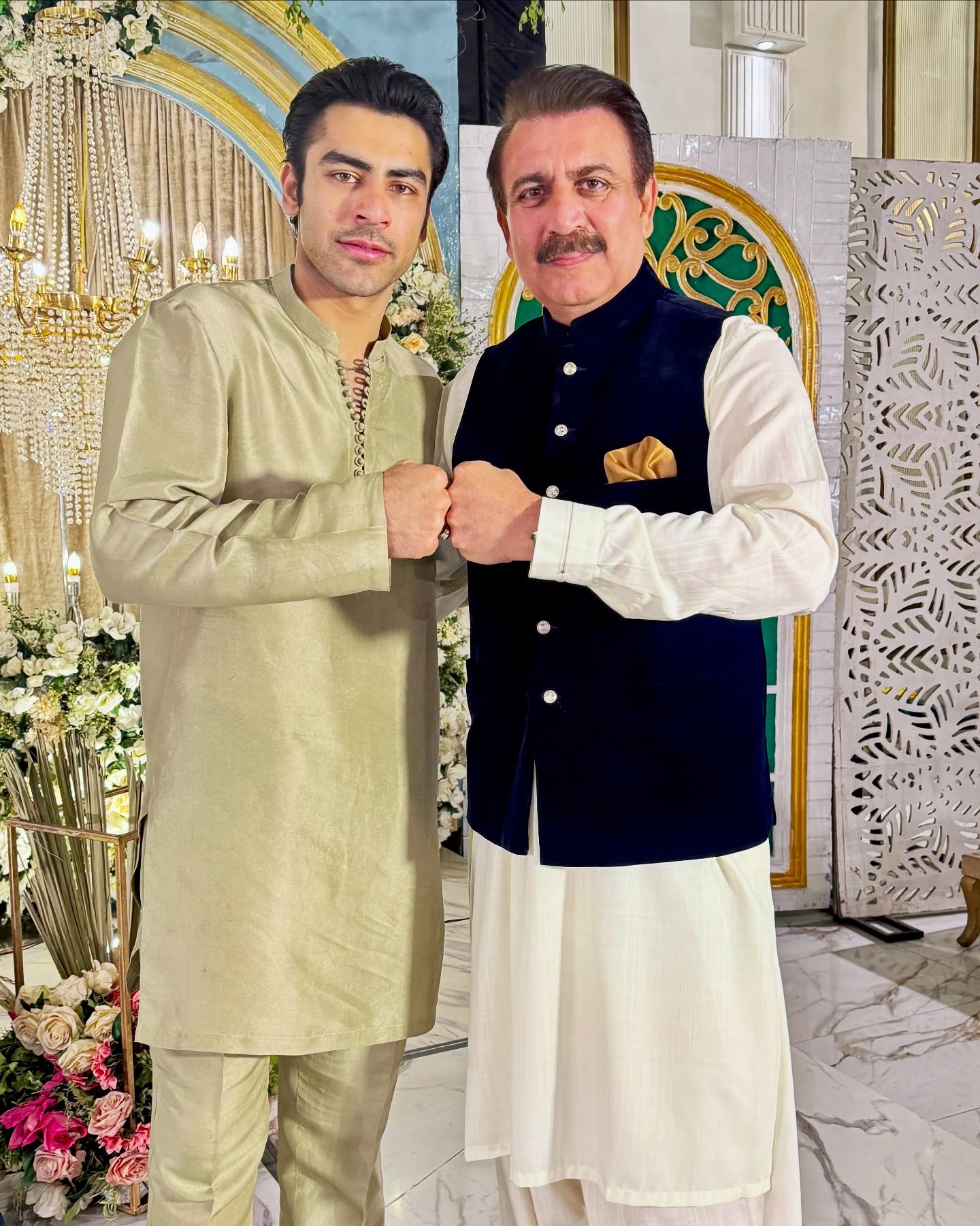 Behroopia - Cast , Schedule & Timings | Reviewit.pk