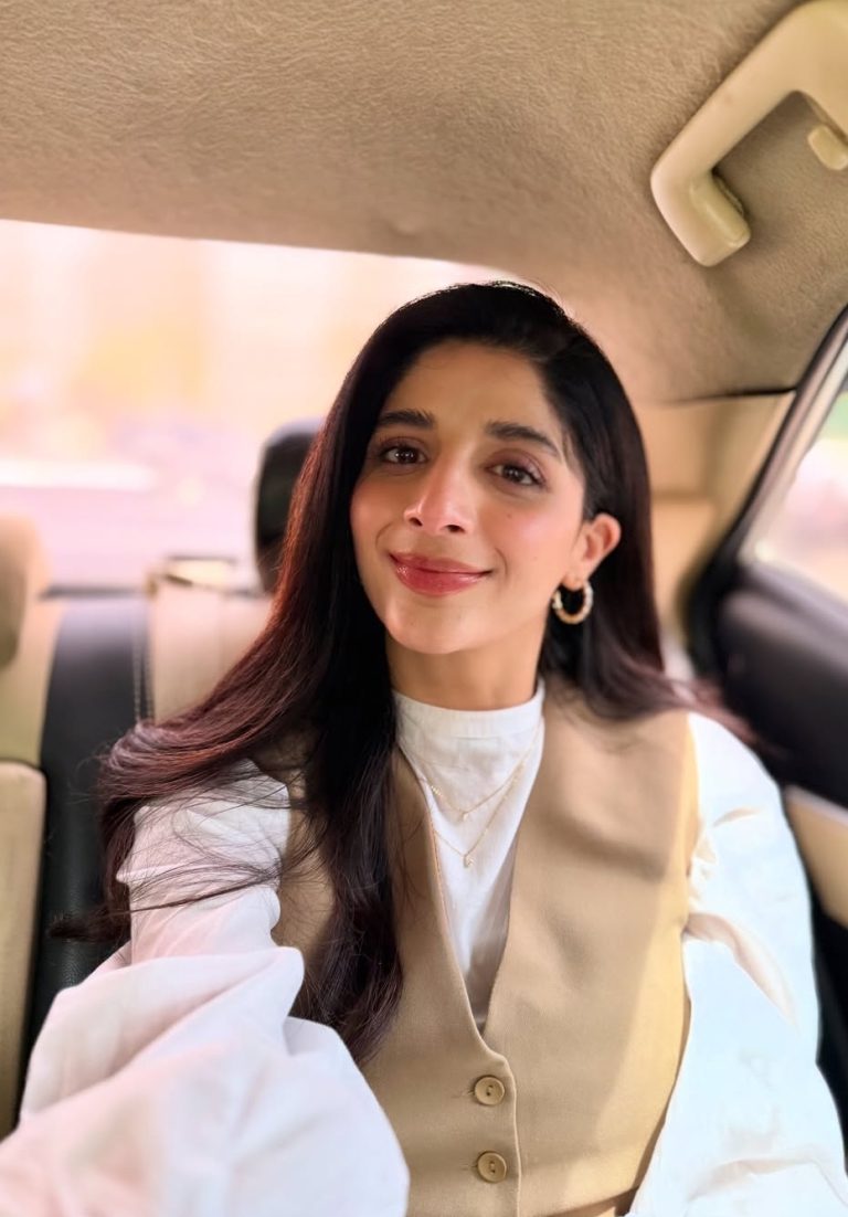 Mawra Hocane's Strong Reply To Sanam Teri Qasam Co-star Harshvardhan | Reviewit.pk