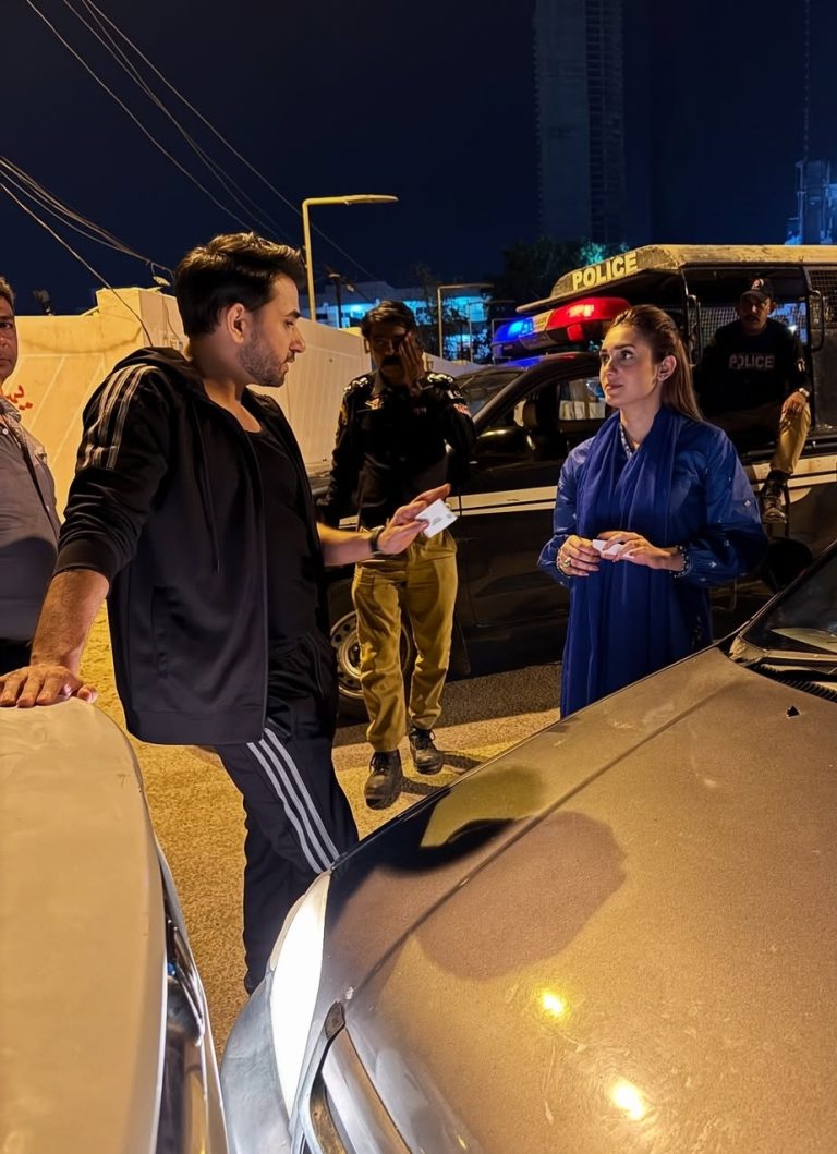 Drama Serial Naqaab BTS Pictures | Reviewit.pk