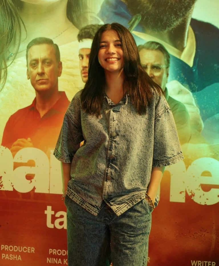 Reham Rafiq Faces Intense Backlash Over Viral Dance Clip | Reviewit.pk