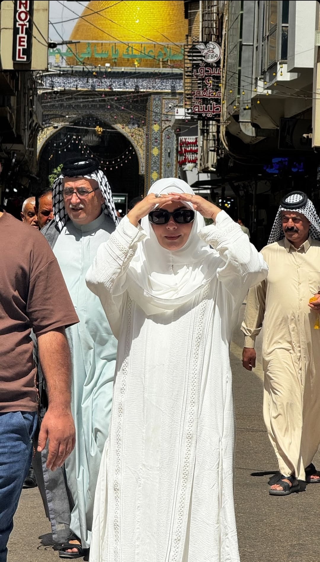 Sadia Imam Shares Pictures from Karbala, Iraq | Reviewit.pk