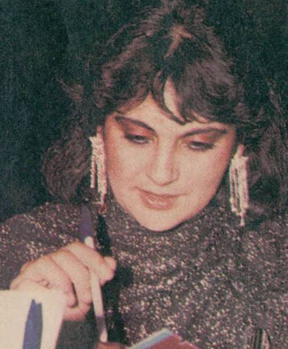 Saba Hamid Says She is Jealous of Shehnaz Sheikh | Reviewit.pk