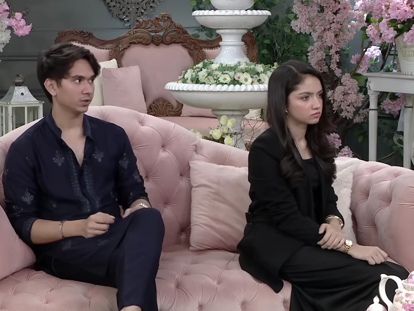 Aina Asif On Tension Between Her & Samar Jafri | Reviewit.pk