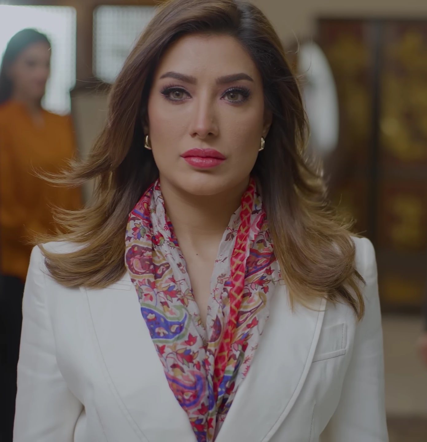 Dayan Episode 27 - Interesting Reactions To Star Plus Twist | Reviewit.pk