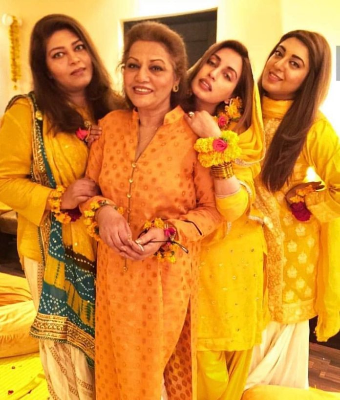 Iman Aly's Mother Humaira Abid Ali Passes Away | Reviewit.pk
