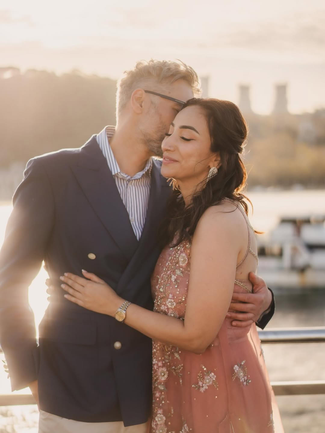 Anoushey Ashraf Shares HD Pictures from Her Wedding Boat Party ...