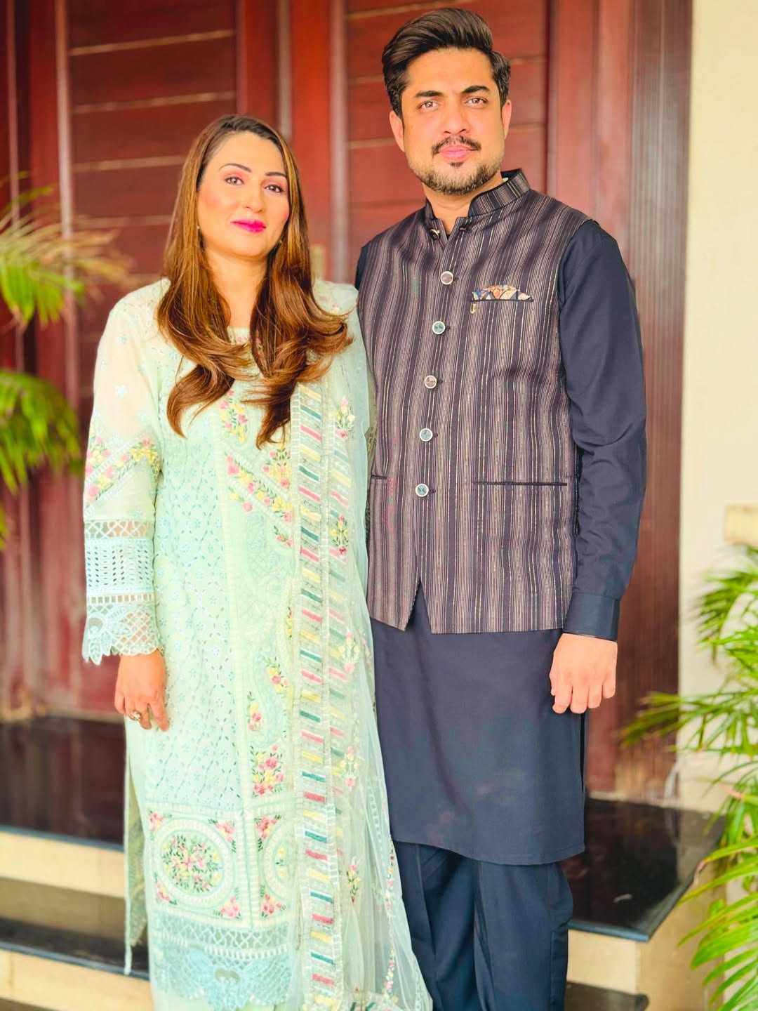 Qurat Ul Ain Iqrar About Iqrar ul Hassan's Third Wife Aroosa | Reviewit.pk