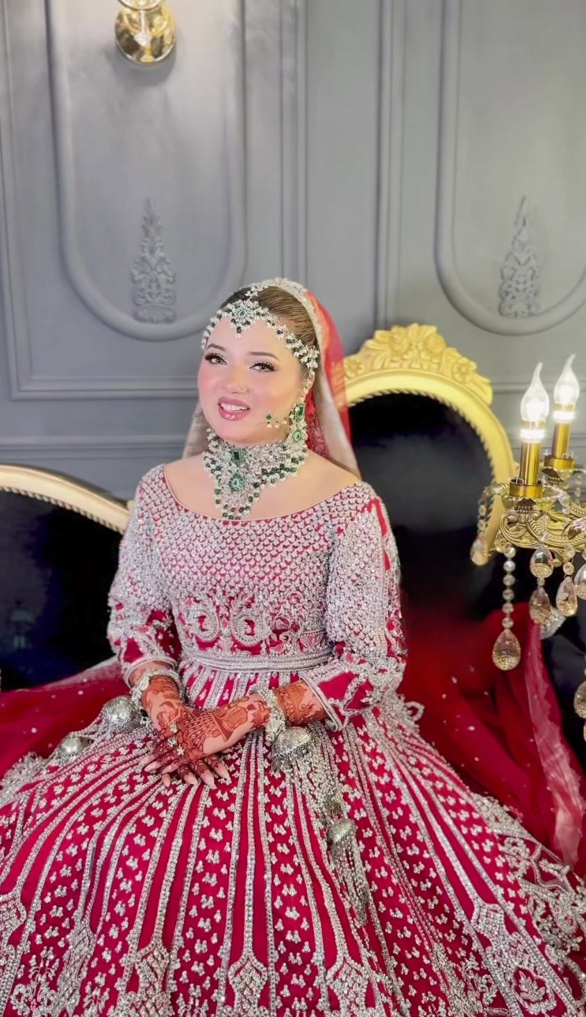 Rabeeca Khan & Hussain Tareen Nikah Pictures | Reviewit.pk