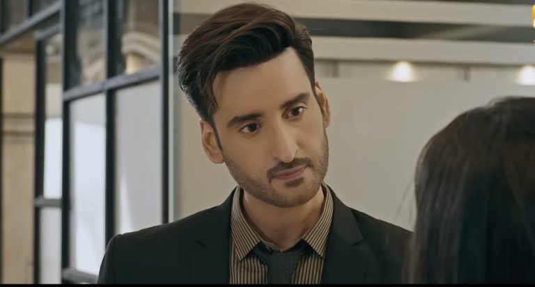 Mohra Cast Schedule and Timings | Reviewit.pk