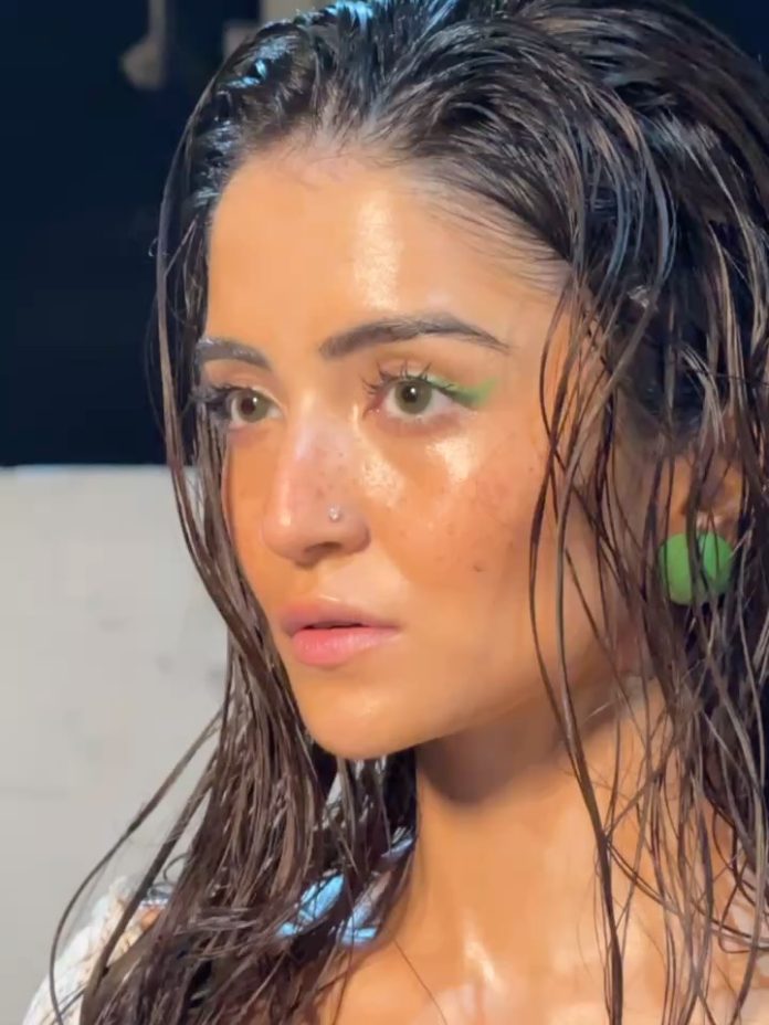 Merub Ali's New Pictures Go Viral After Breakup | Reviewit.pk