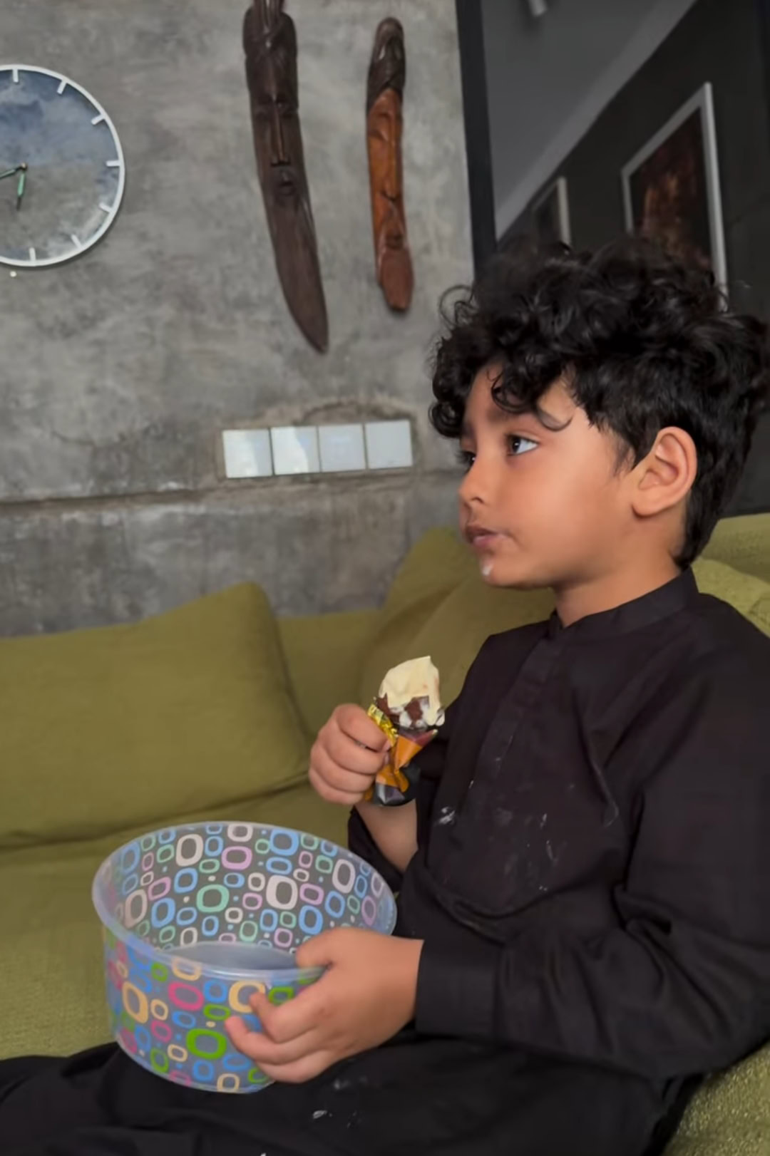 Yasir Hussain's Beautiful Birthday Wish For Kabir | Reviewit.pk