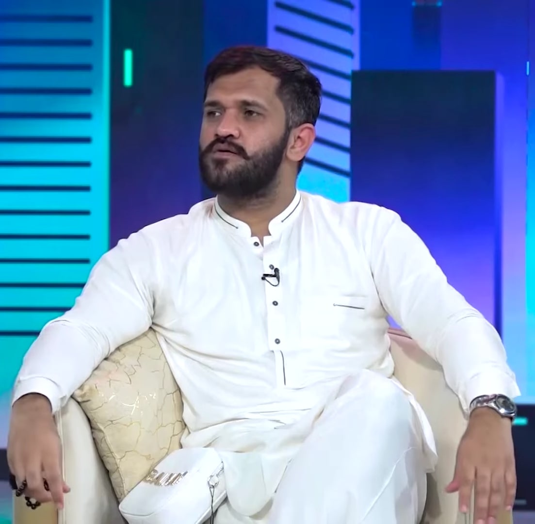 Maan Dogar's Massive Salami To Rajab Butt | Reviewit.pk