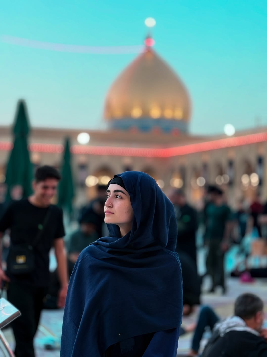 Merub Ali Shares Pictures From Karbala Iraq | Reviewit.pk