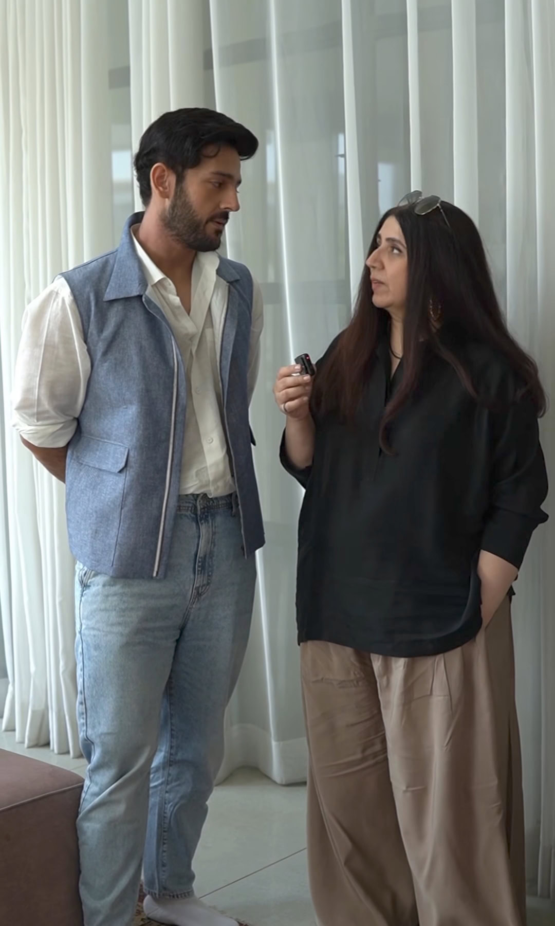 Azaan Sami Khan's Funny Reply on Slaps in Main Manto Nahi Hoon ...