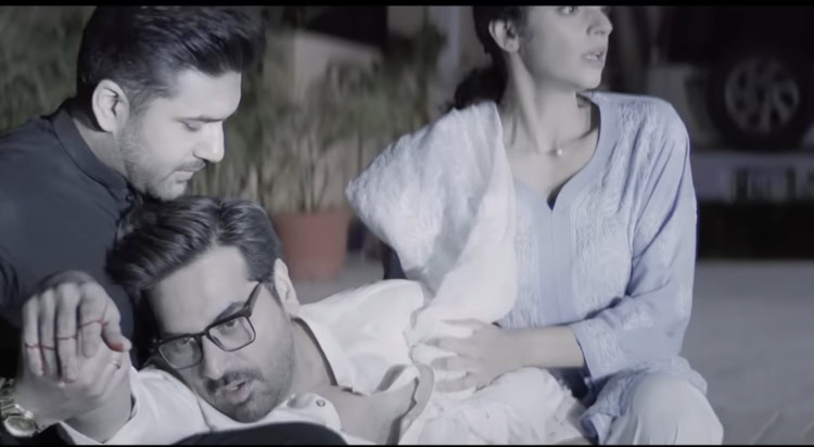 Azaan Sami Khan on the Scene Where Farhad Shoots Manto | Reviewit.pk