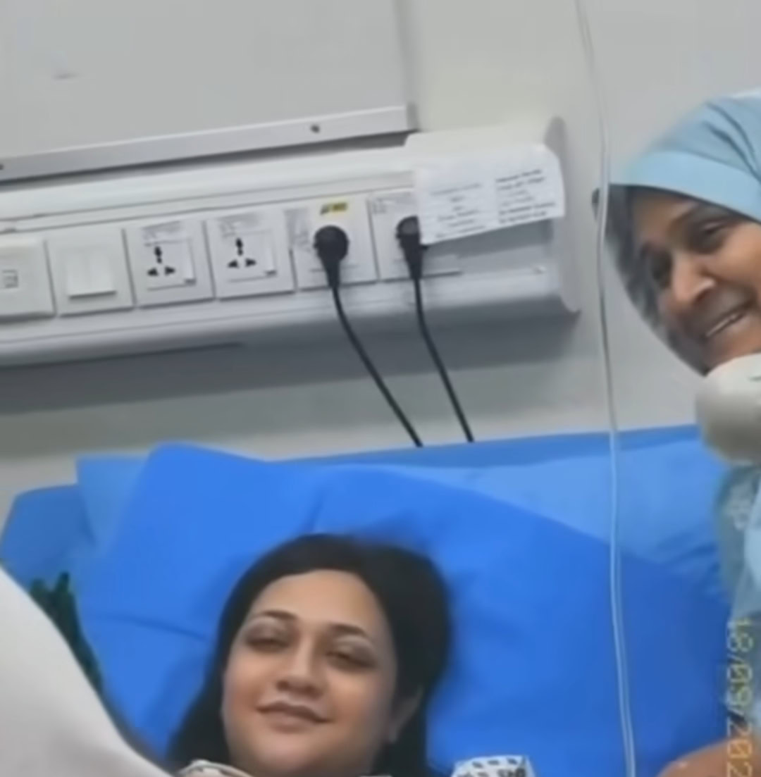 Eman Rajab’s Hospital Videos Disappoint Fans | Reviewit.pk