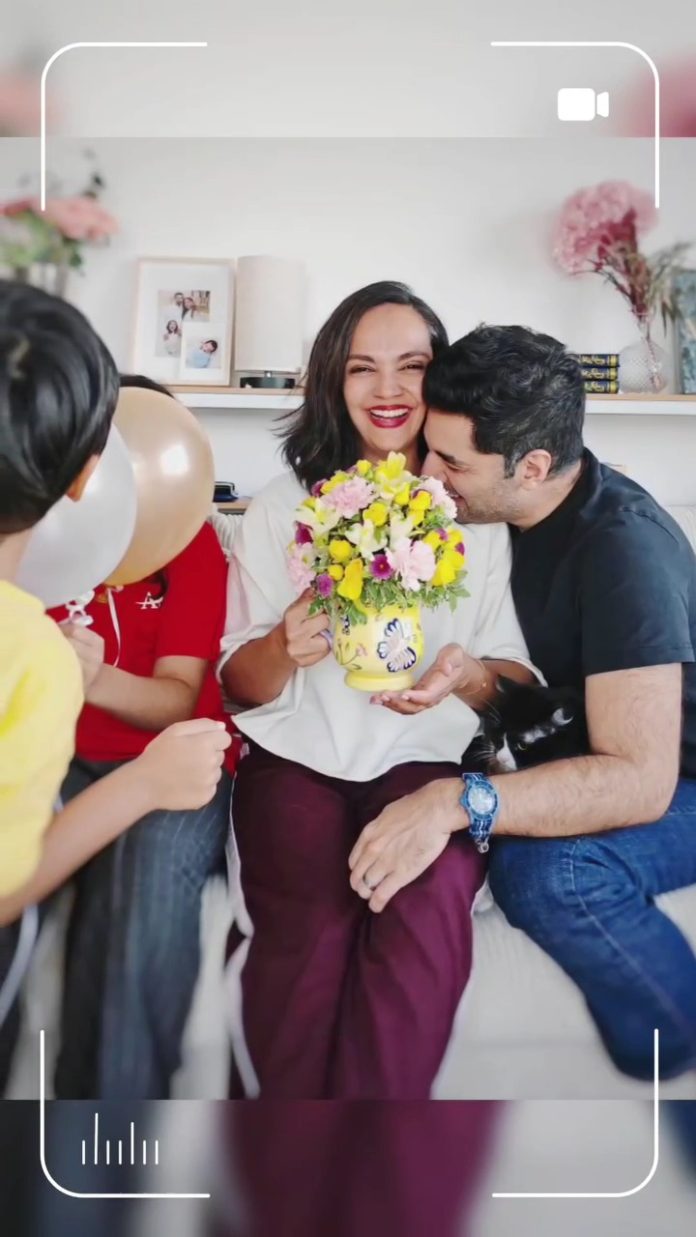 Aamina Sheikh Celebrates Cutest Birthday With Family | Reviewit.pk