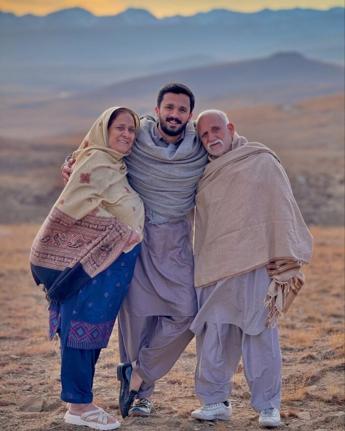 Rajab Butt's Mother Under Severe Criticism | Reviewit.pk