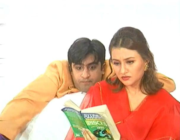 Who is Nudrat Aapa From Jama Taqseem | Reviewit.pk