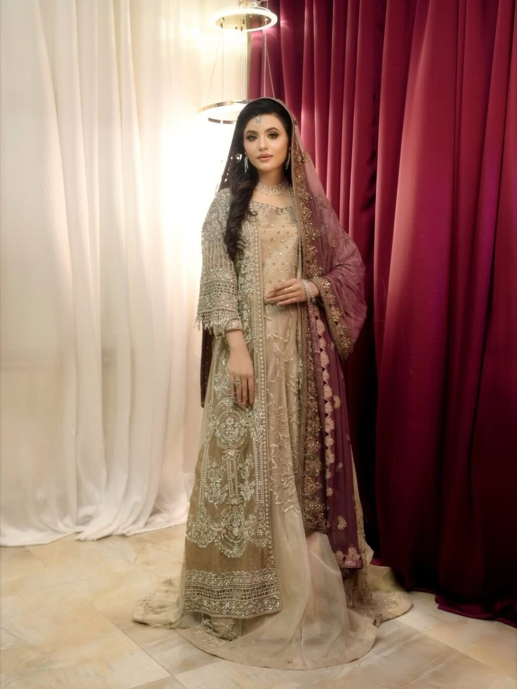 Young Model Romaisa Saeed Passes Away | Reviewit.pk