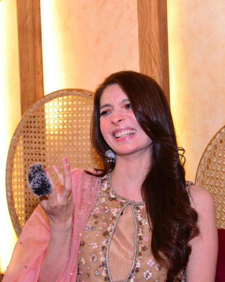 Saeeda Imtiaz Reveals Why She’ll Never Marry a Pakistani | Reviewit.pk