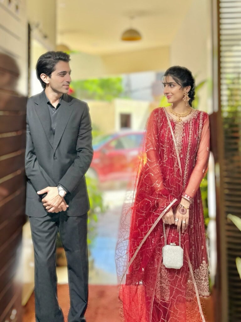 Mawra Hocane Shares Inspirations From Jama Taqseem | Reviewit.pk