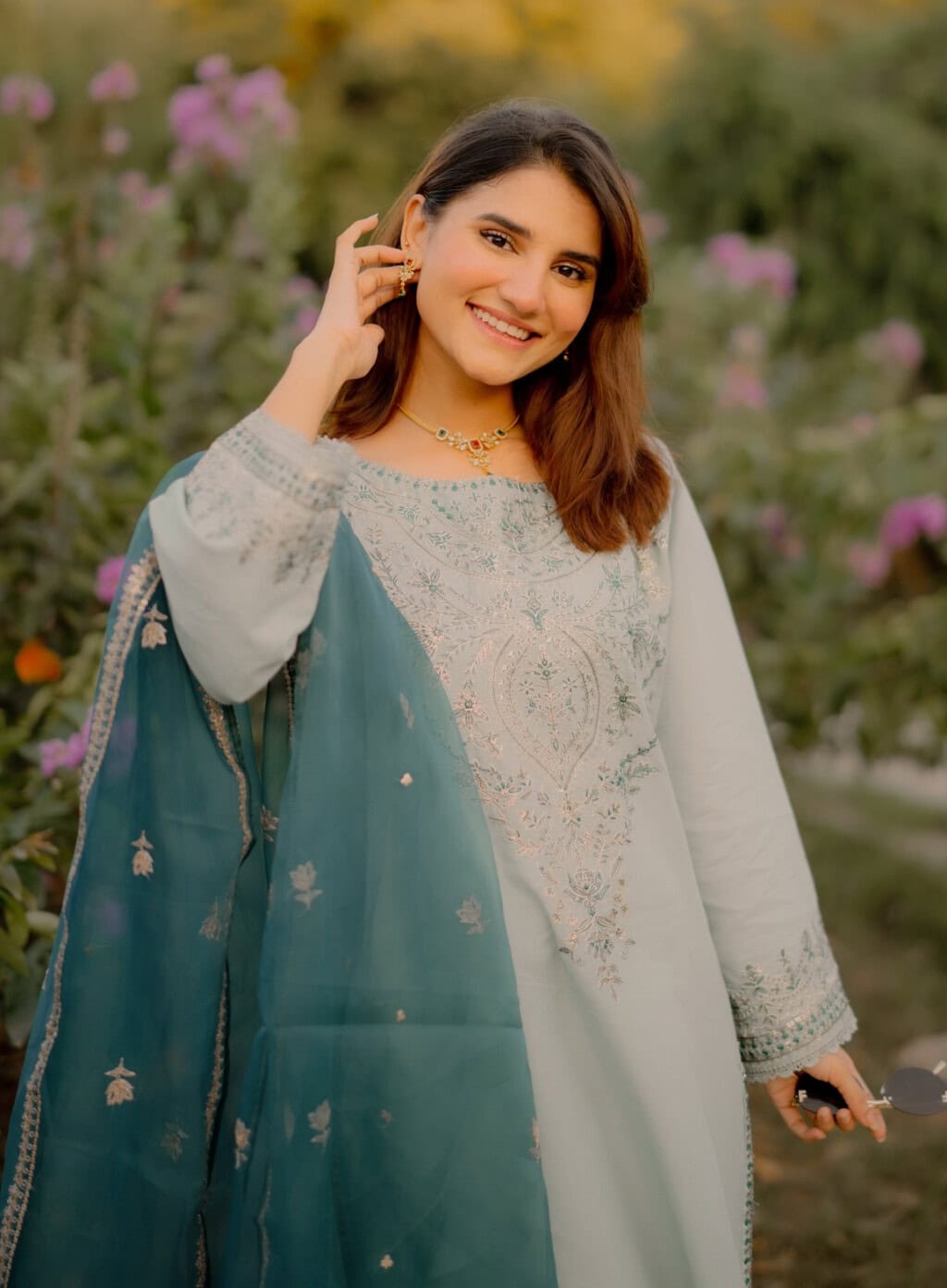 Influencer Nimra Ali Calls Rajab Butt Overrated | Reviewit.pk