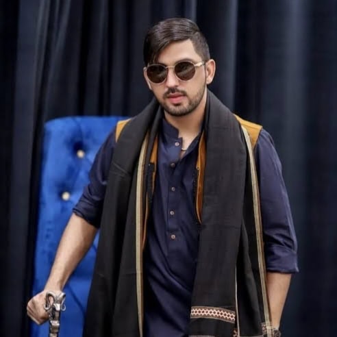 Mr Patlu Shares His Parizaad Story | Reviewit.pk