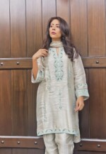 Meri Zindagi Hai Tu Fame Dr Falak Is Related To Famous Celebrities ...